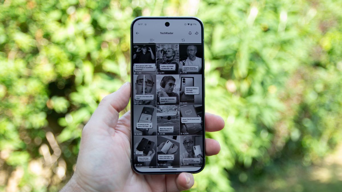 I used greyscale on my Android phone to reduce my screen time – here’s ...