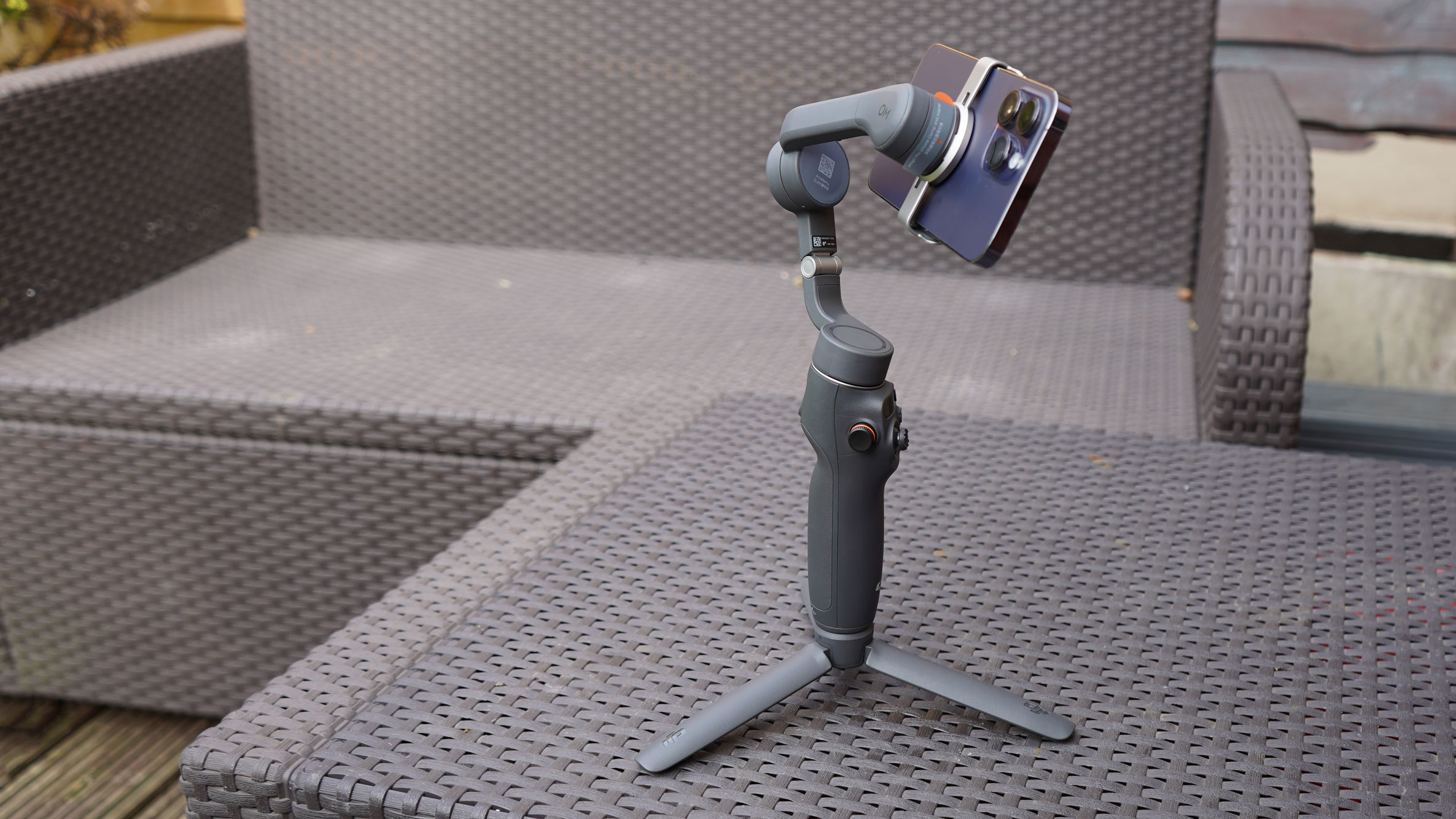 The best smartphone gimbals for iPhones and Android phones: make your ...