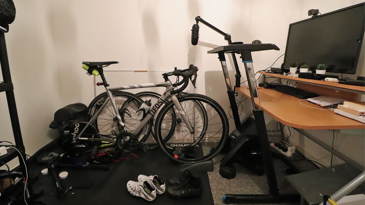 Pro Pain Cave: British Cycling's Ed Laverack and his streaming-ready ...