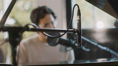 Your first session recording in a studio: 6 essential tips for success ...