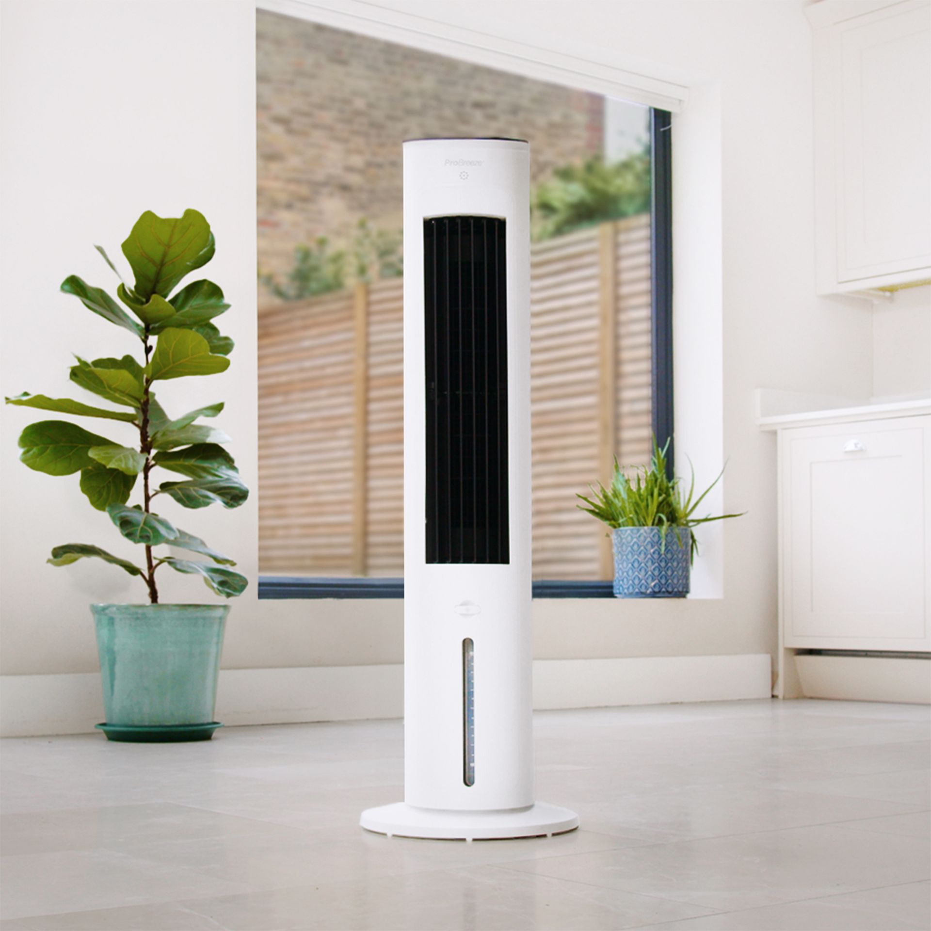 Does an oscillating fan use a lot of electricity? | Ideal Home