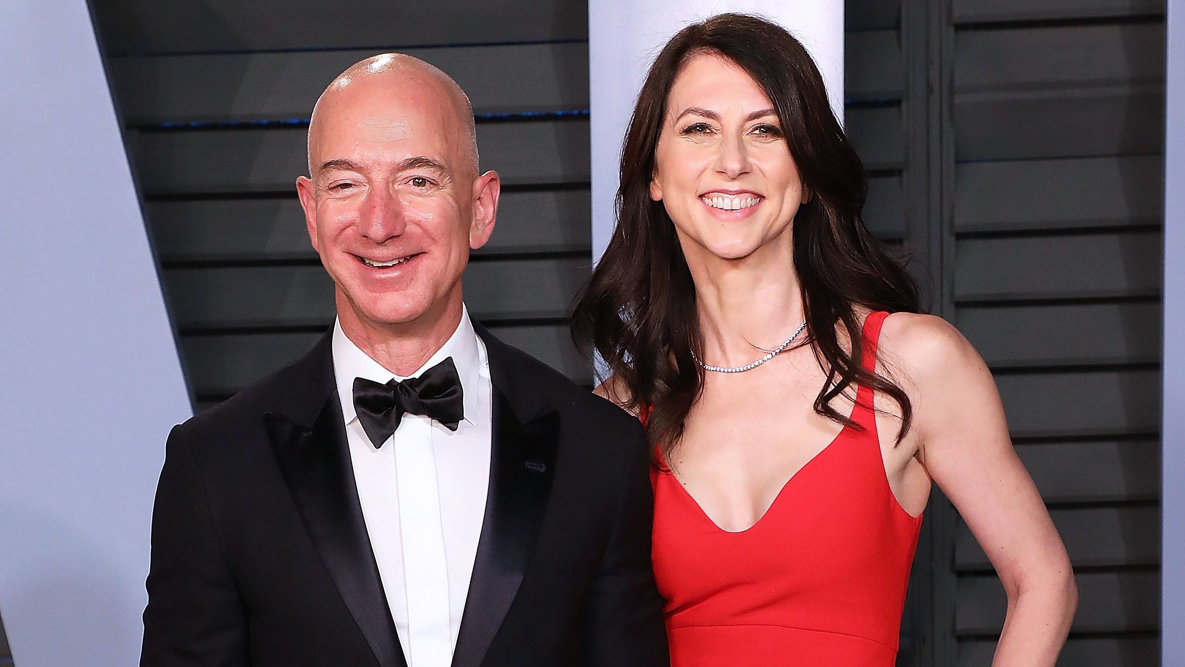 Who Is MacKenzie Bezos, Amazon CEO Jeff Bezos' Soon-to-Be Ex-Wife ...