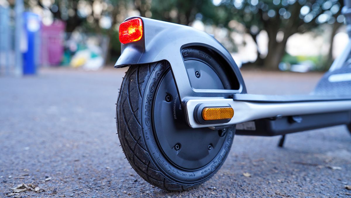 Pure Air 3 Pro 2023 Electric Scooter Review: A commuting powerhouse ...