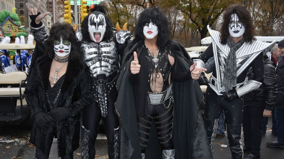 Kiss's Eric Singer talks 30 years as a hard rockin' drum hero | MusicRadar
