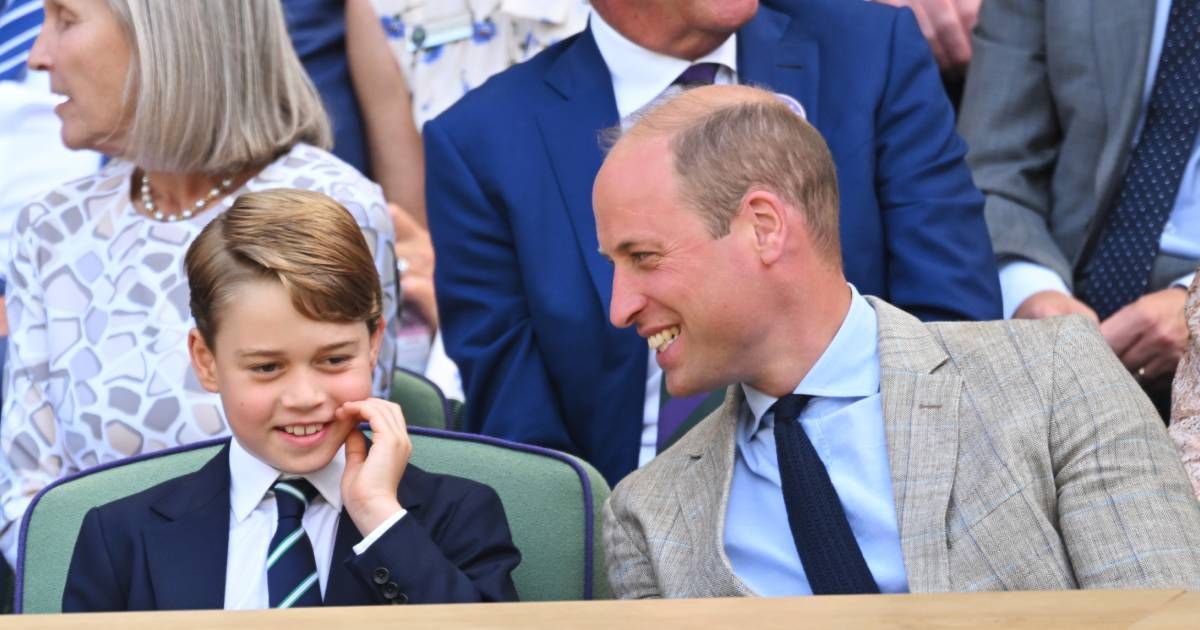 There's a sweet and important reason why Prince George holds William's ...