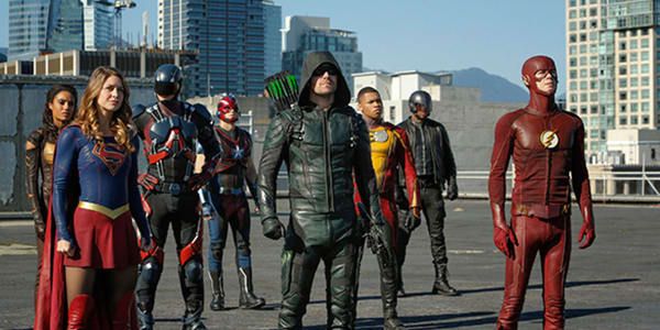 New Arrow-verse Crossover Trailer Gives First Look At Earth-X, And It's ...