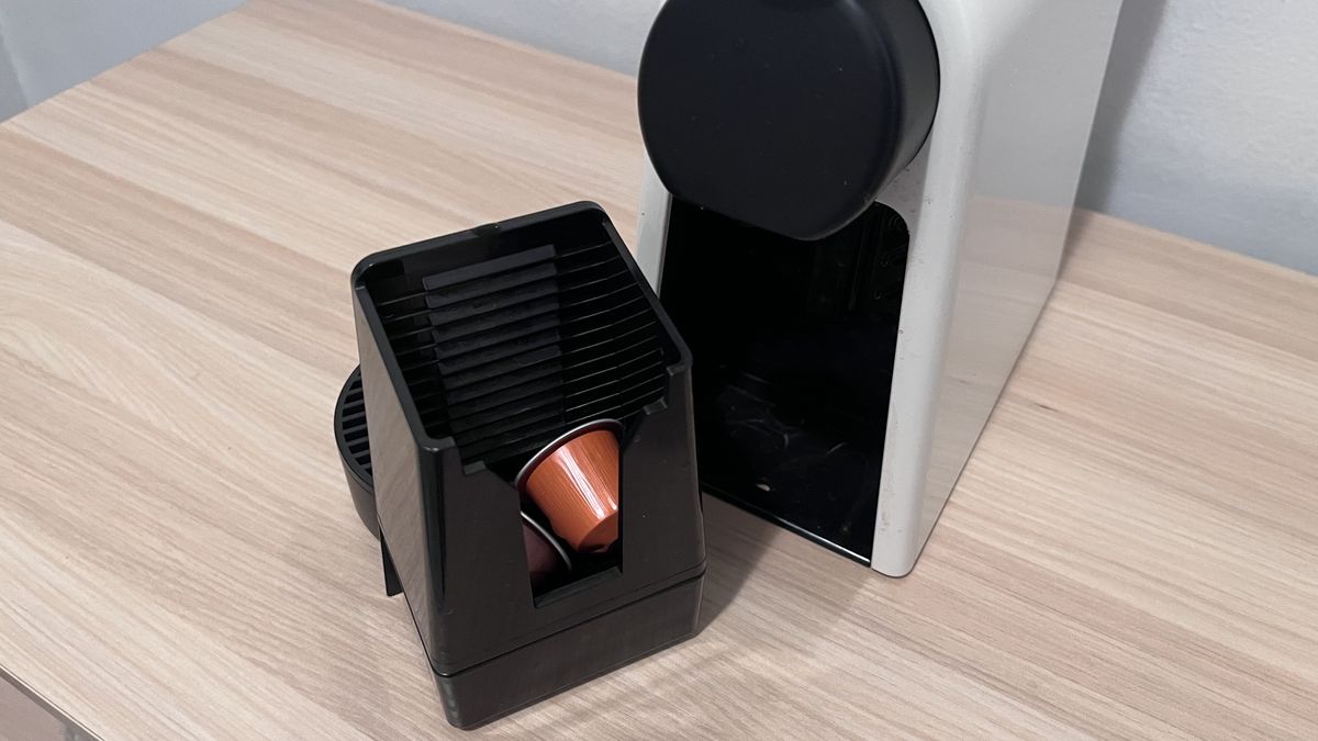 How to clean a Nespresso machine | Top Ten Reviews