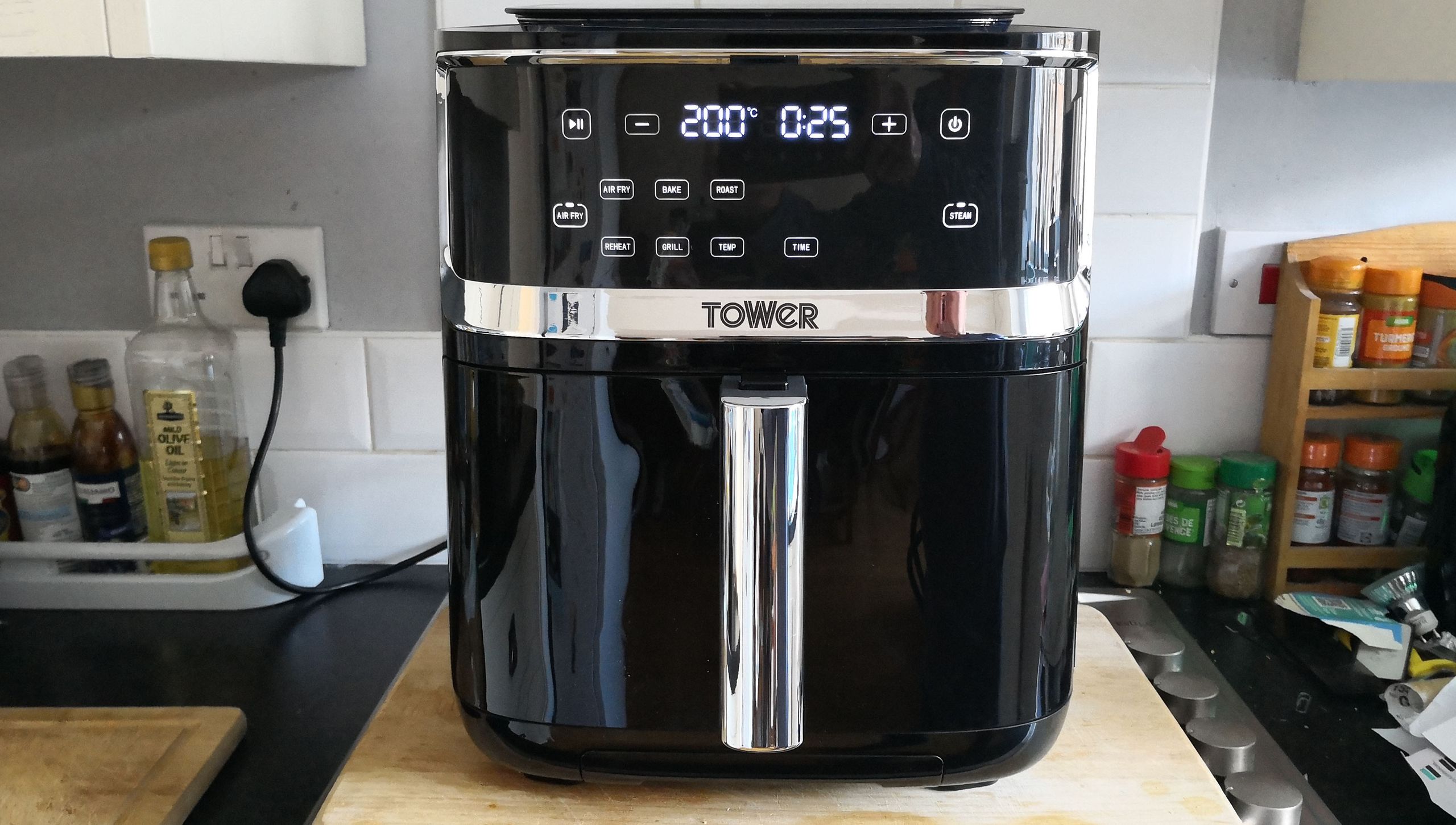 Tower Vortex 7-in-1 Air Fryer with Steamer review: combi-steam cooking ...