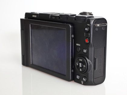 Build quality and handling - Samsung EX1 review - Page 2 | TechRadar