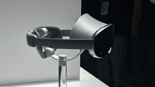 Android XR is a new OS built with Gemini and made for VR, AR headsets ...