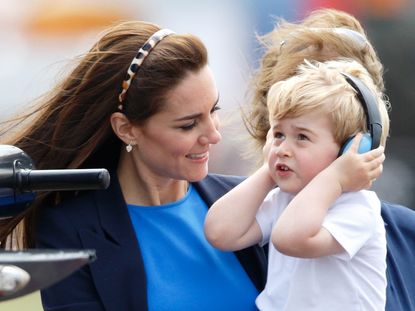 Prince Louis Recreates Iconic Facial Expression, is the “Gift That ...