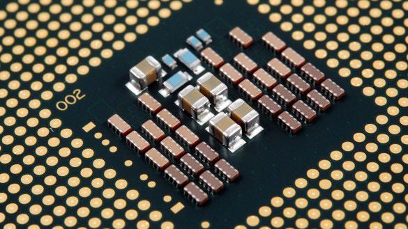 Journey to the Center of the CPU: 15 Gorgeous Closeups of ...