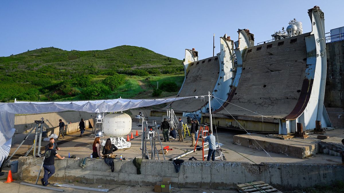 Boom! Watch an inflatable space habitat explode during testing (video ...