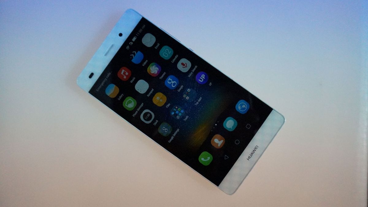 Huawei's mid-range P8 Lite hits US for an incredibly low price | TechRadar