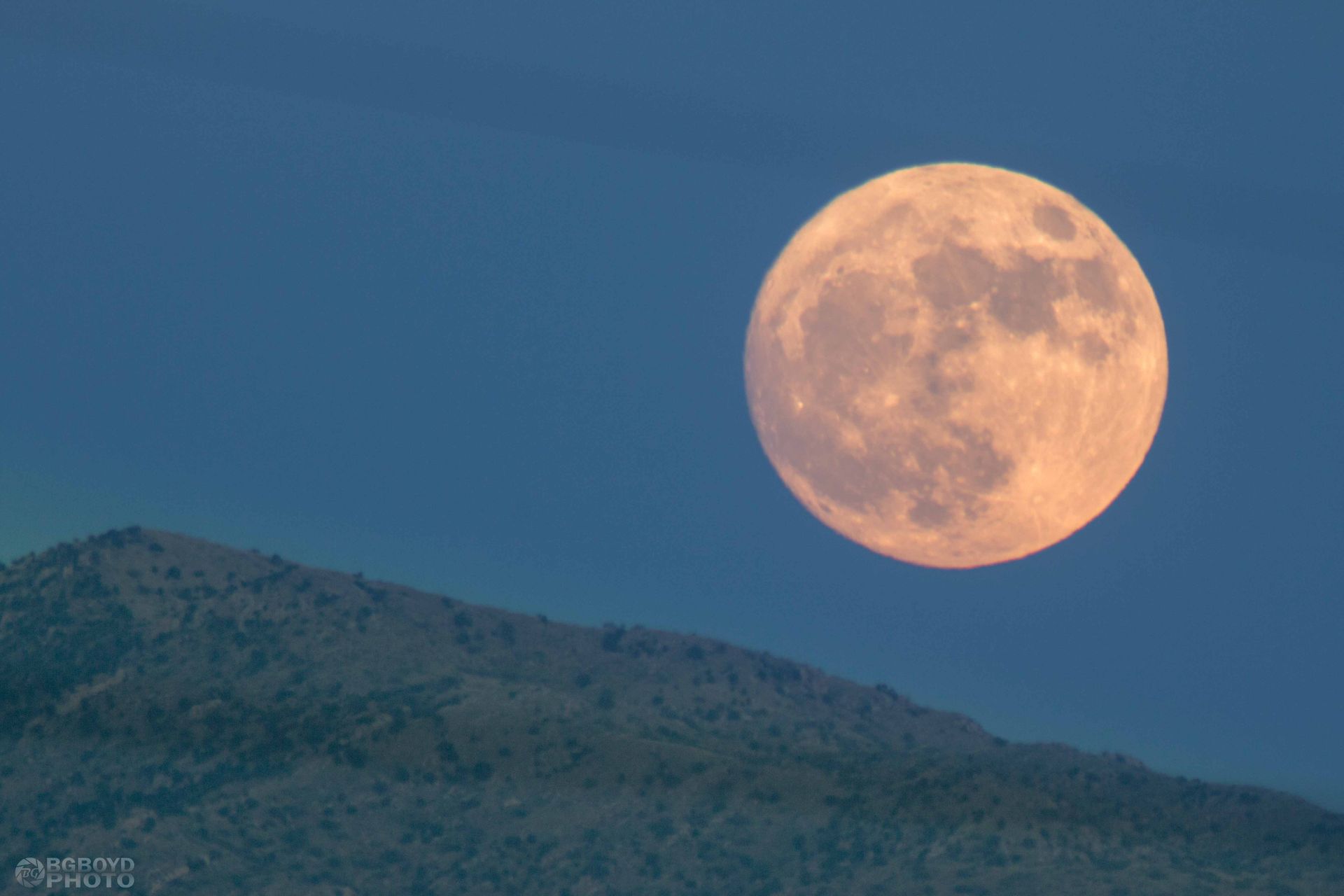 Closest 'Supermoon' Since 1948 Thrills Skywatchers (Photos) | Space