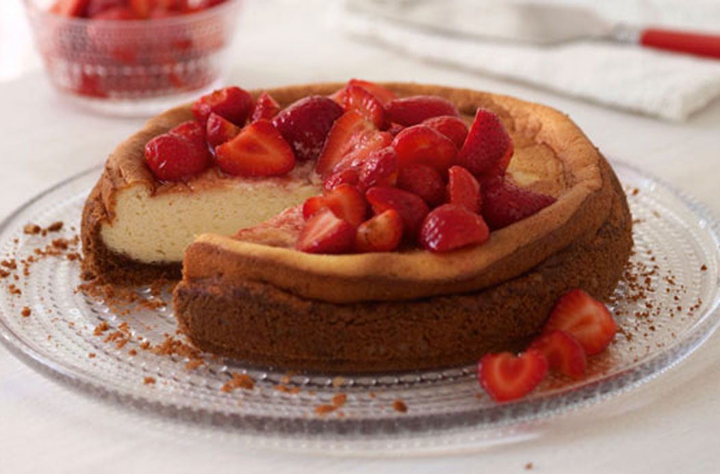Norwegian cheesecake with tipsy strawberries | Dessert Recipes | GoodtoKnow