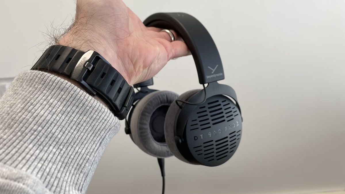 Beyerdynamic DT 900 PRO X review | MusicRadar