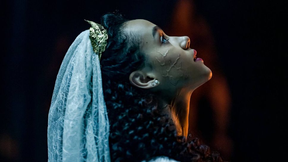 The Invitation just rocketed into the Netflix top 10 — but should you ...