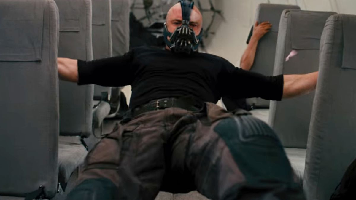 The Dark Knight Rises: 13 Behind-The-Scenes Facts About Christopher ...