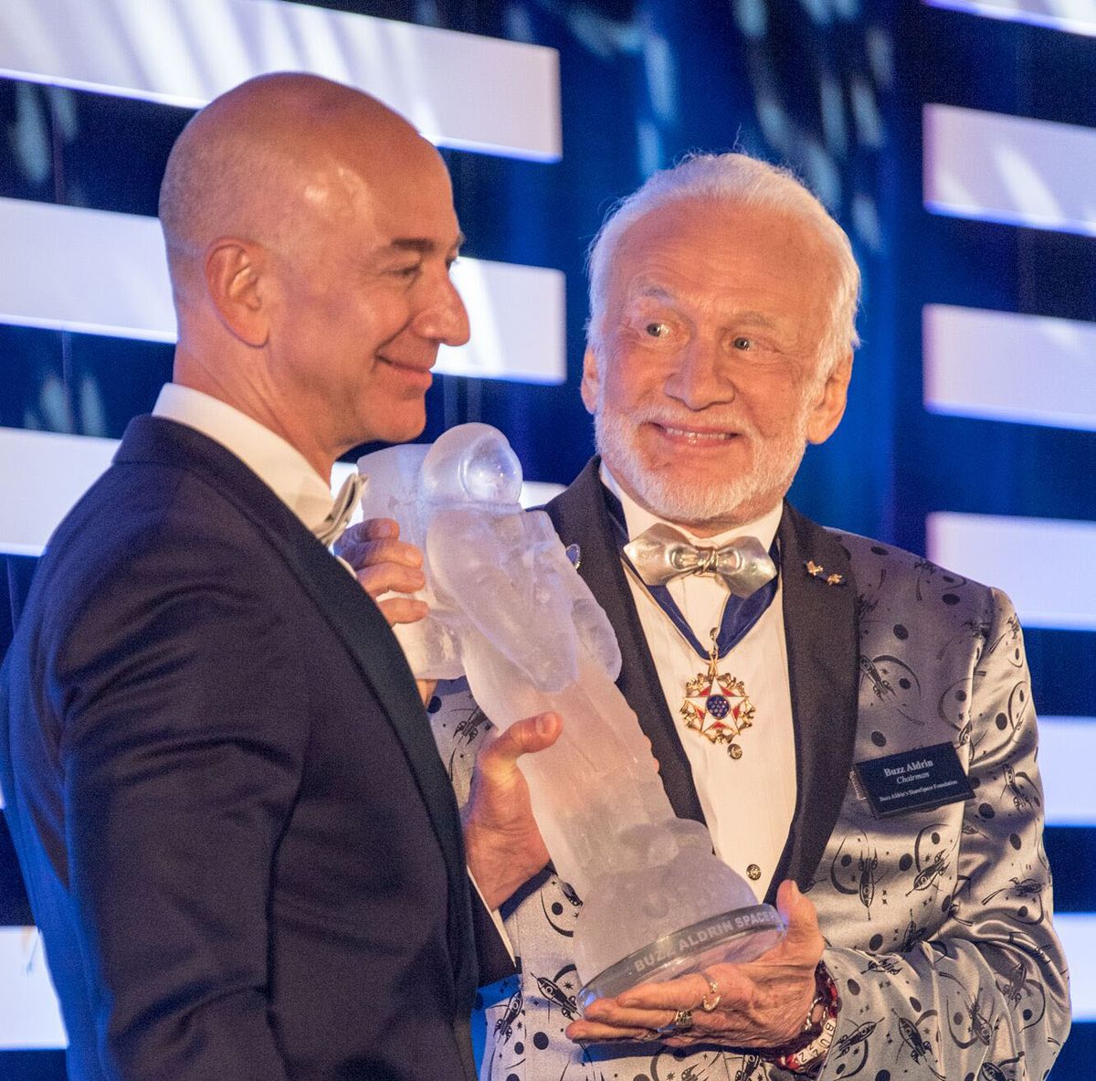 Jeff Bezos' Vision: 'A Trillion Humans in the Solar System' | Space