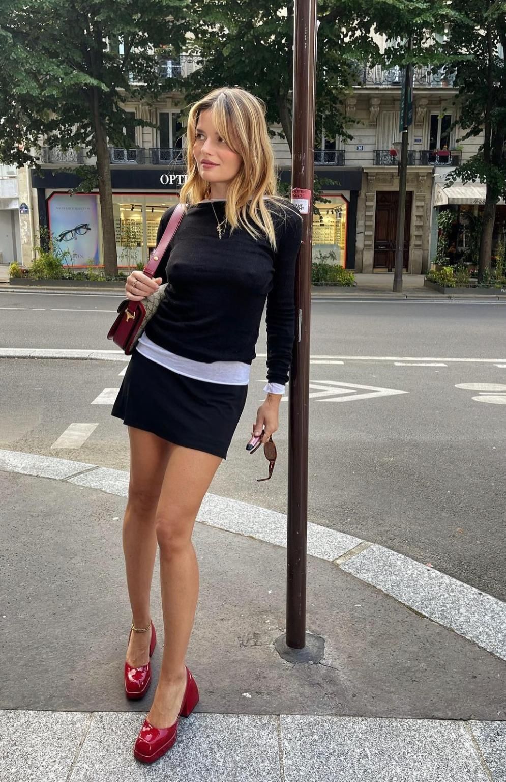 I'm a Brit living in Paris—6 French-Girl Skirt-and-Shoe Outfits I've ...