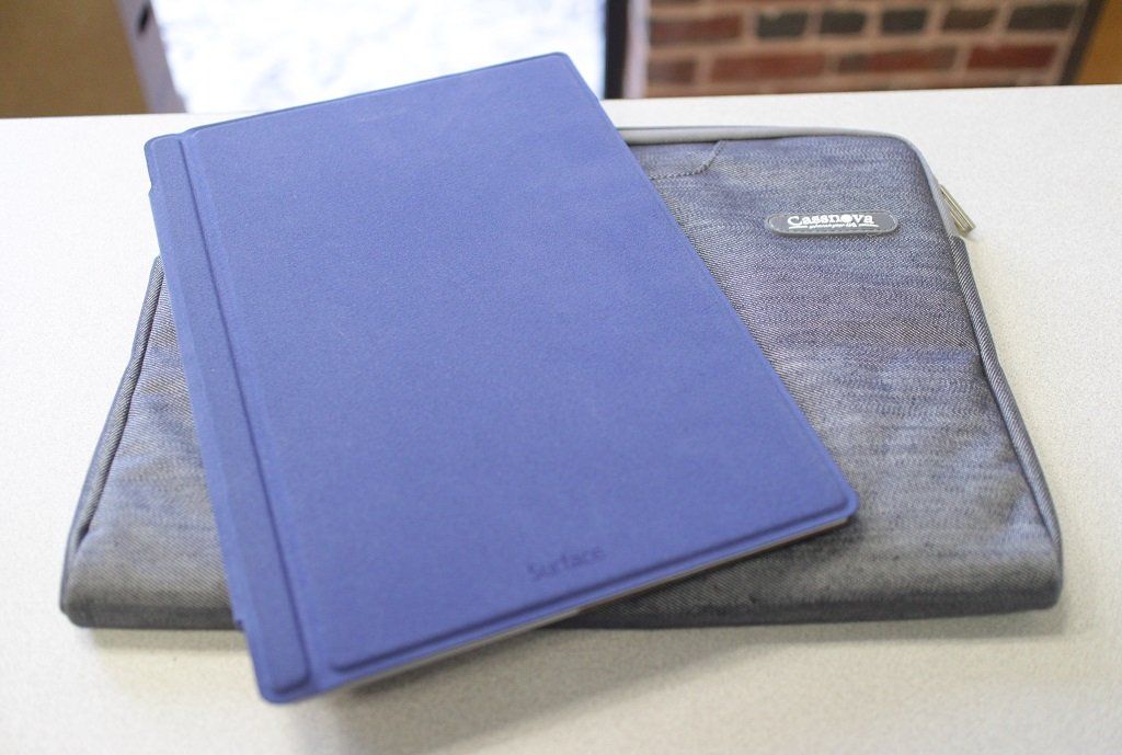 Review - Cassnova Denim Laptop Case | Windows Central
