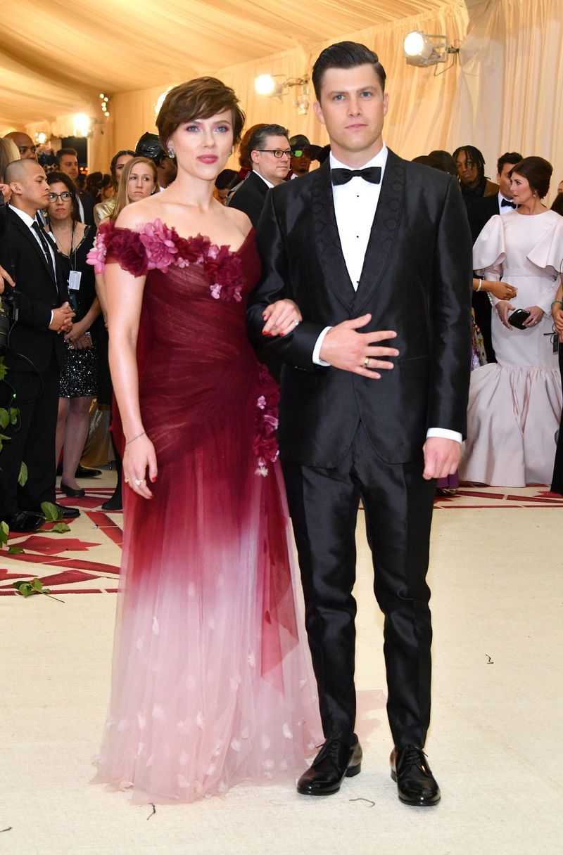 70 Most Controversial Celebrity Outfits Ever - Famous Outfits | Marie ...