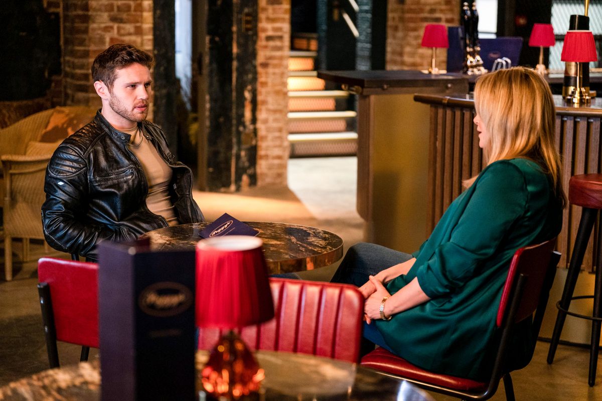 EastEnders fans LOVE Sam's unexpected transformation | What to Watch