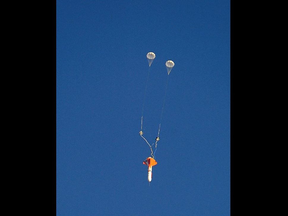 Photos: NASA Tests Orion Spacecraft Parachutes: Dec. 20, 2011 | Space