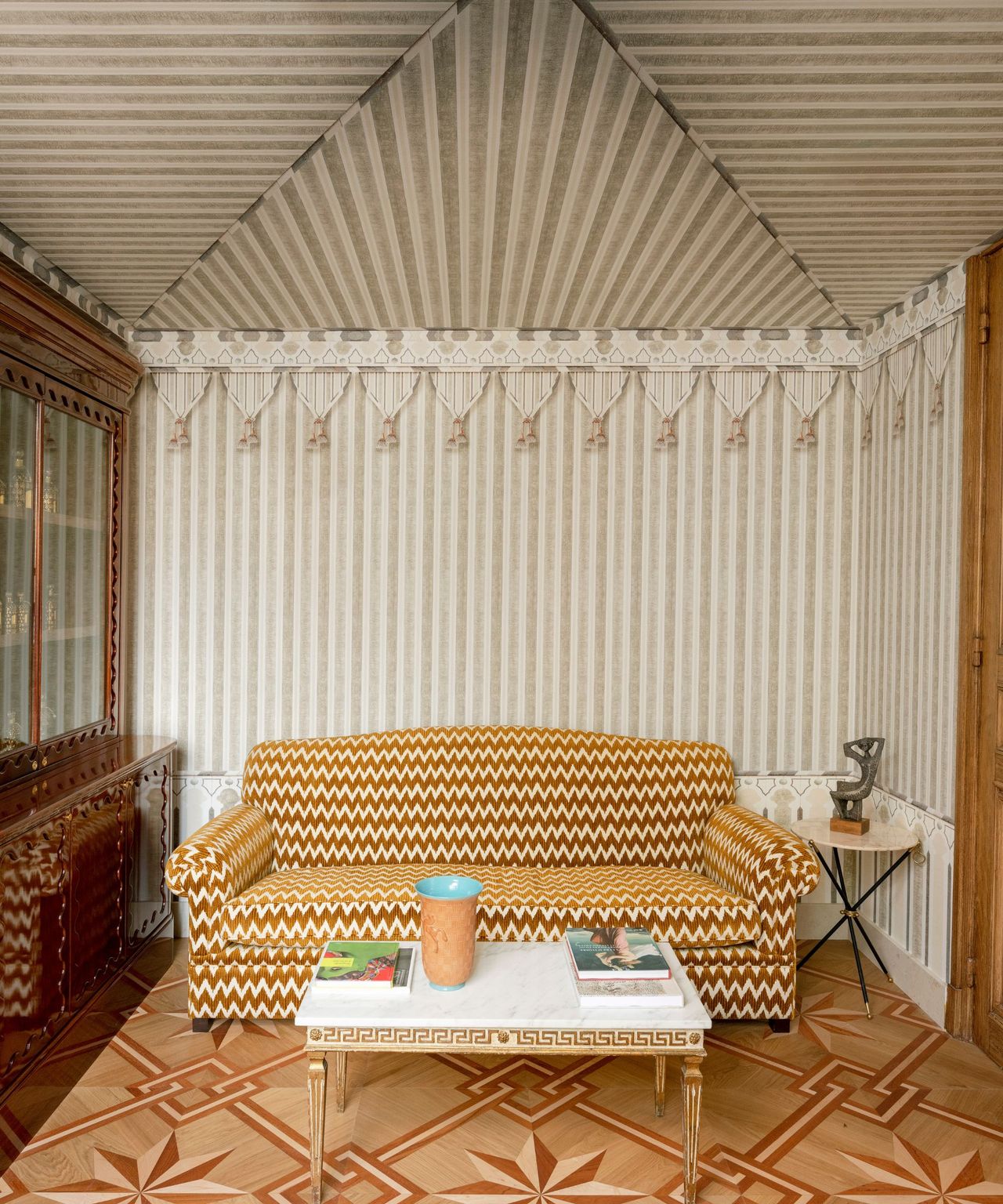 Tented rooms: 7 ways to channel this dramatic, whimsical look | Homes ...