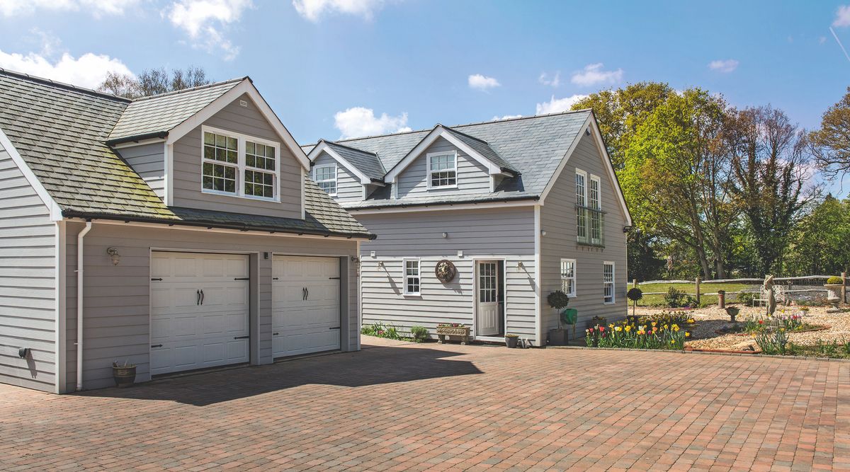 Driveway design: how to plan and choose the perfect drive | Homes and ...