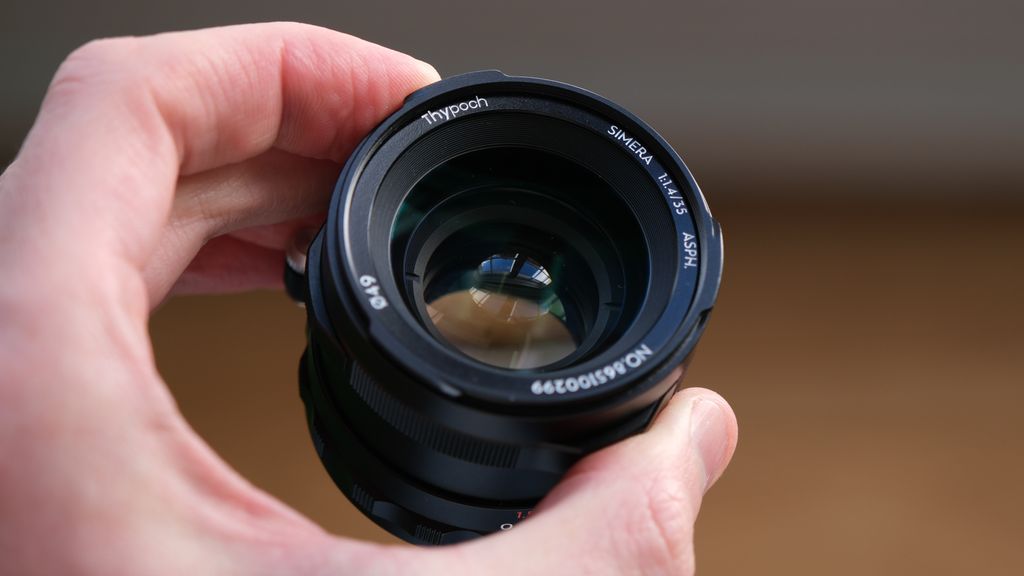 Thypoch Simera 35mm f/1.4 (Leica M) lens review: a manual focus marvel ...