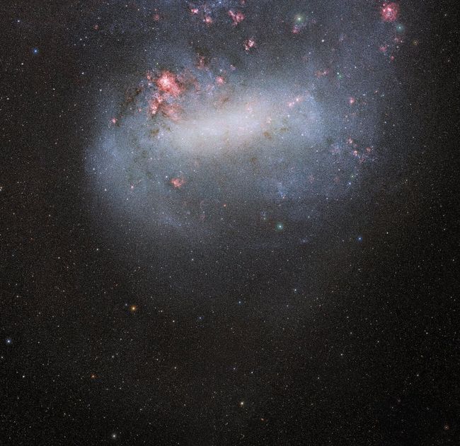 Dark energy camera takes hyper-detailed images of nearby dwarf galaxies ...