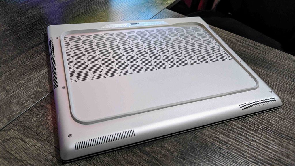 Alienware x16 R2 review: I struggled to tell the difference, but the ...