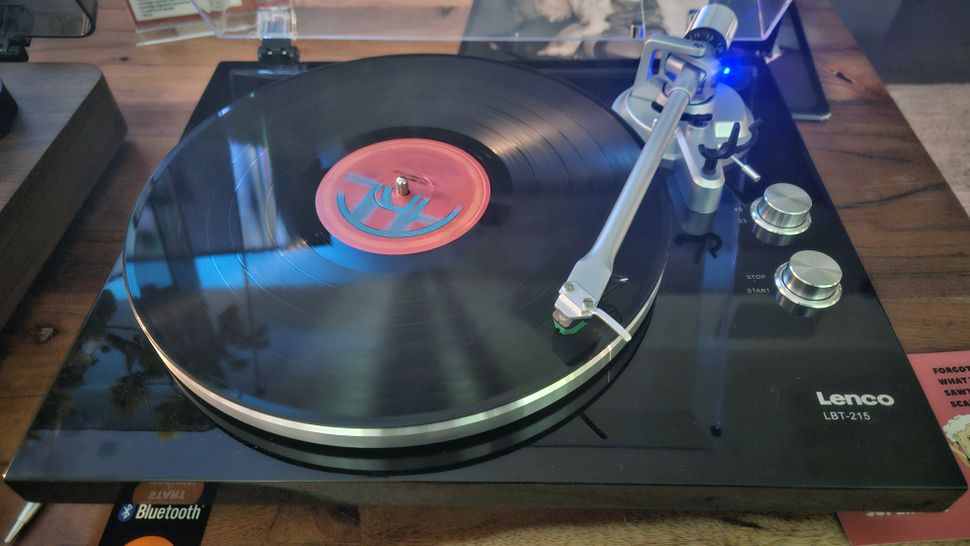 I tried Lenco's gorgeous and affordable new wireless turntable, and ...