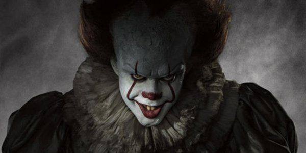 A Photographer Dressed His Little Brother As IT's Pennywise, And The ...