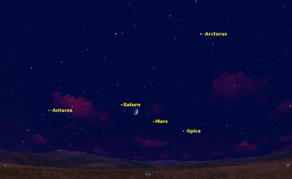 See the Moon in Motion in August's Night Sky | Space