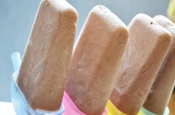 Magic Stars chocolate ice lollies | Dessert Recipes | GoodtoKnow