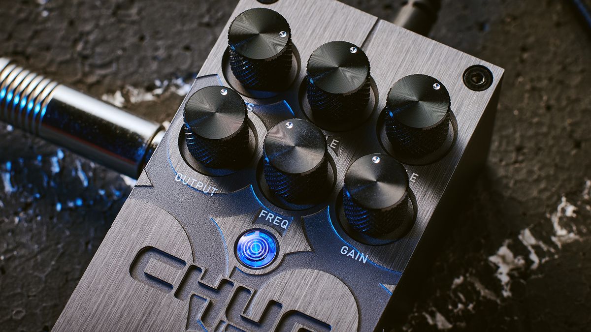 Solar Chug Lite high-gain distortion pedal review | Guitar World