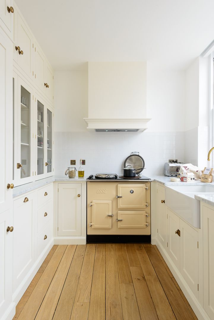 U-shaped kitchen ideas: 20 ways this layout works for everyone | Homes ...