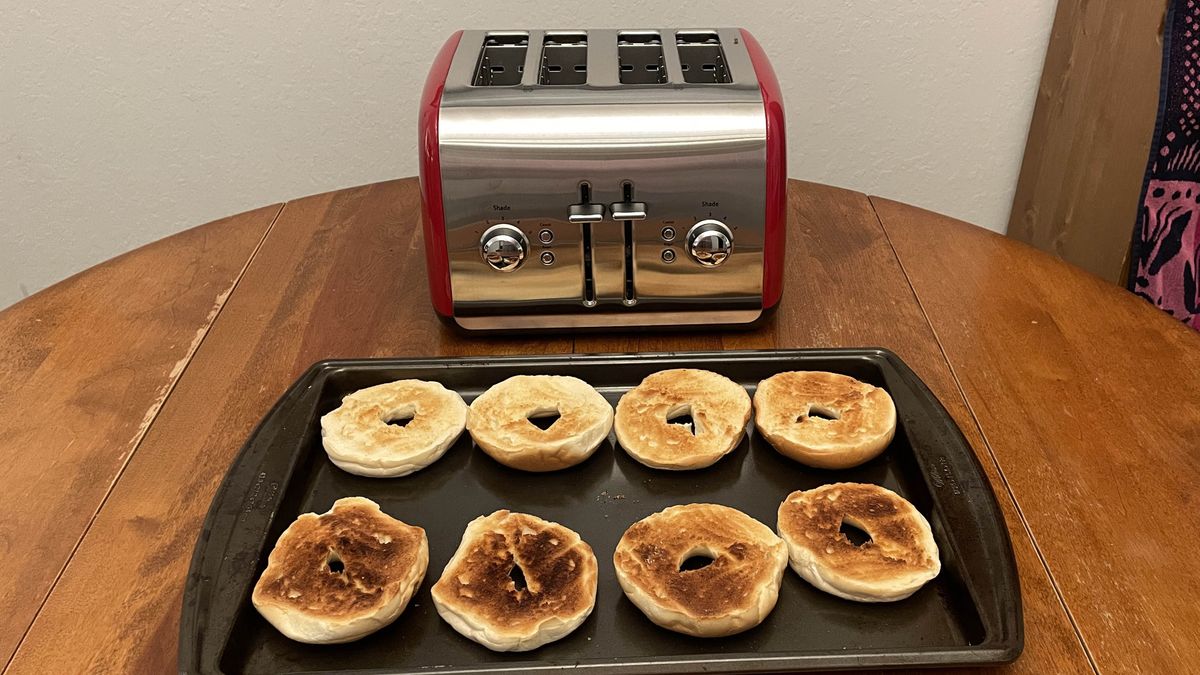 KitchenAid 4-Slice Toaster with Manual High-Lift Lever review | Tom's Guide