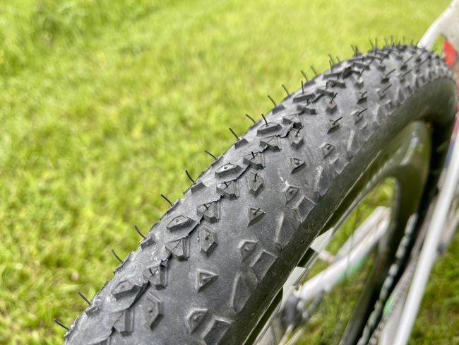 Shave the hairs off your tyres: Dylan Johnson's Unbound Gravel bike is ...