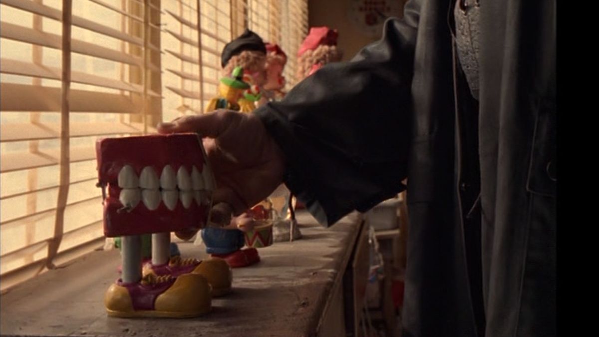 Adapting Stephen King's Chattery Teeth: 1997’s Quicksilver Highway Puts A Goofy Spin On ...