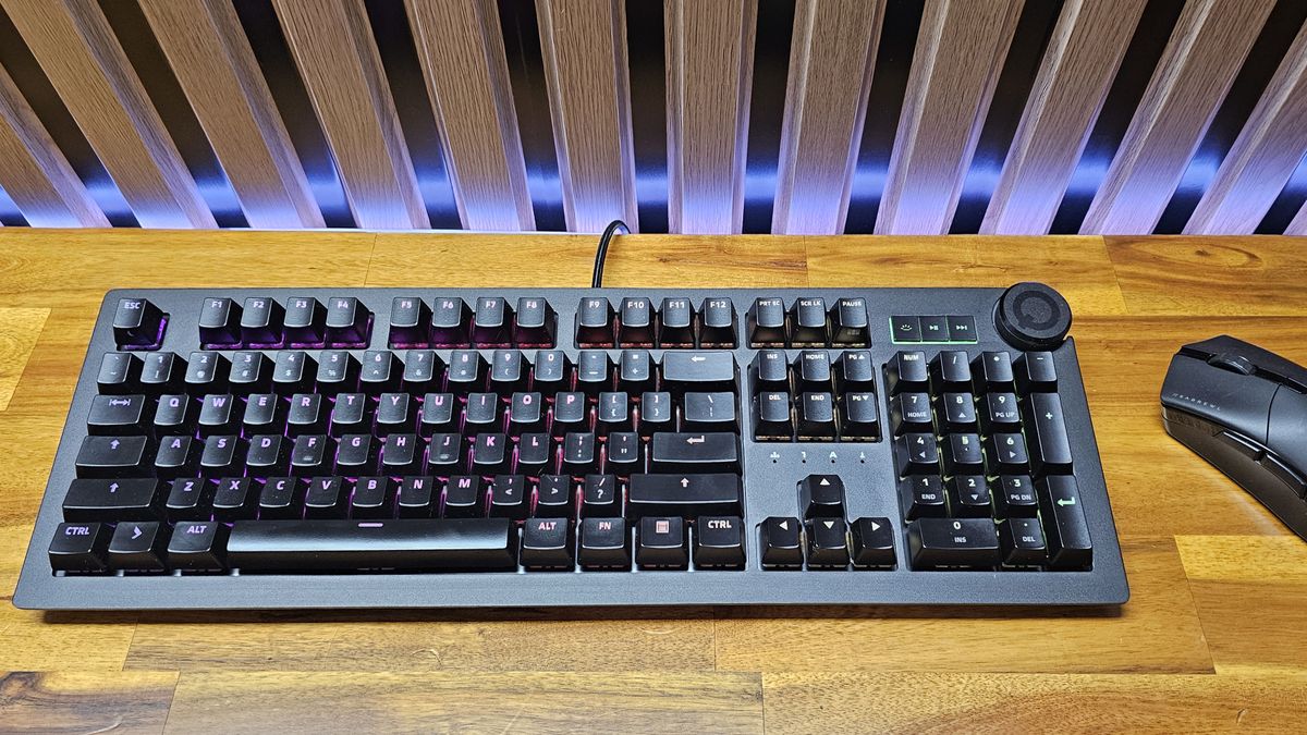 Das Keyboard 5QS Mark II review: New switches, same notifications | Tom ...