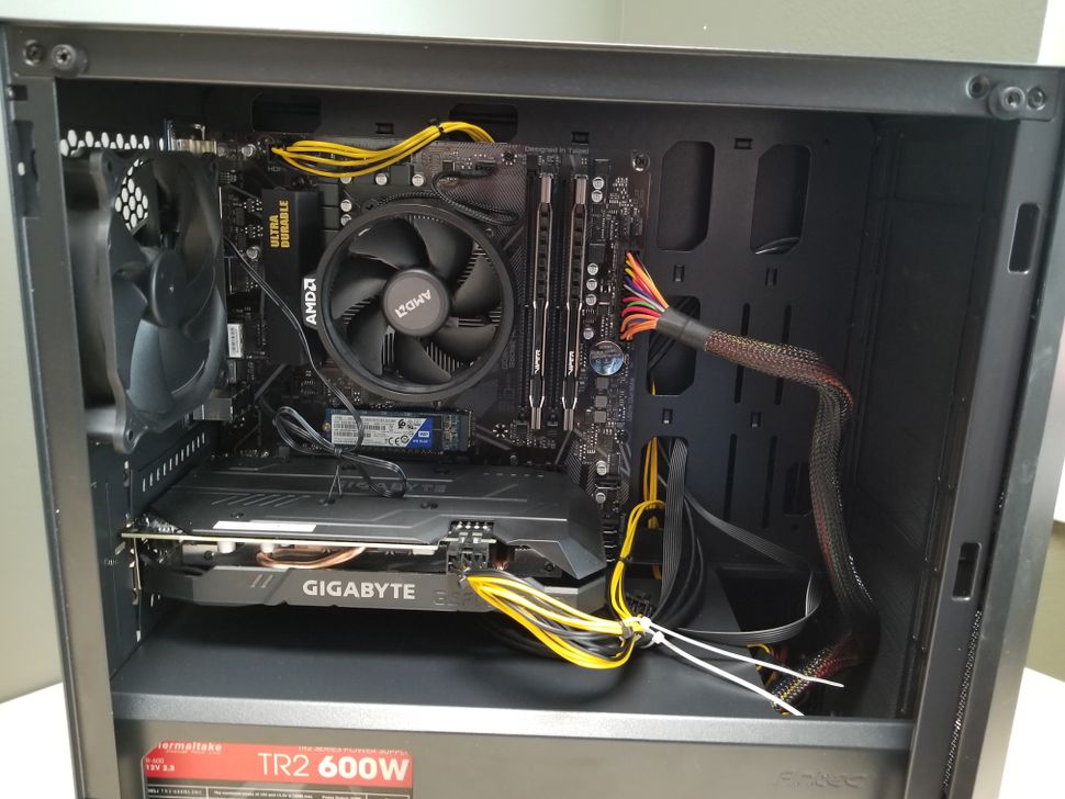 The Best $800 PC Build for Gaming, Streaming and Productivity | Tom's ...