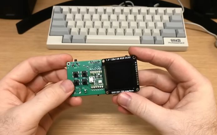 This Raspberry Pi Pico 3D printed digital dice throws luck to the ...