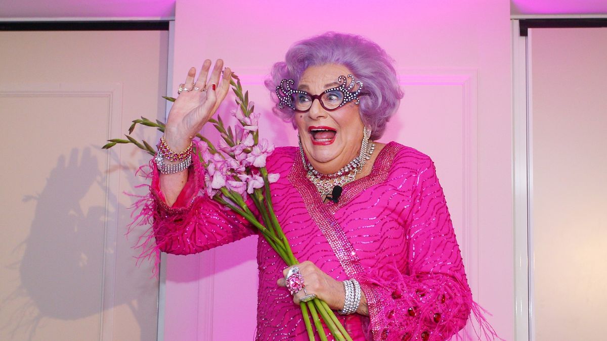 Barry Humphries: Dame Edna comedian dies aged 89 | Woman & Home