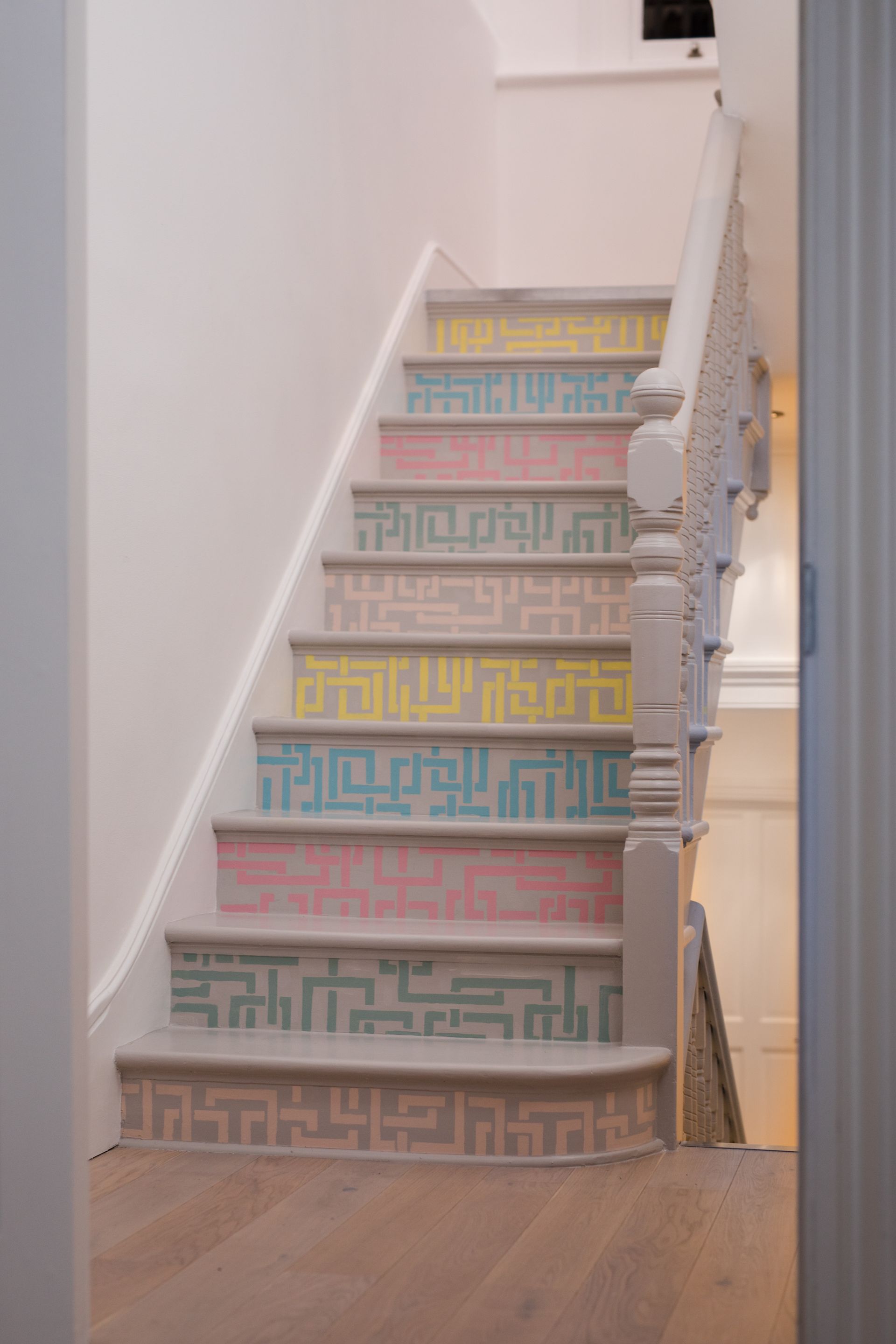 Staircase paint ideas – 17 colorful designs to upgrade your stairs ...