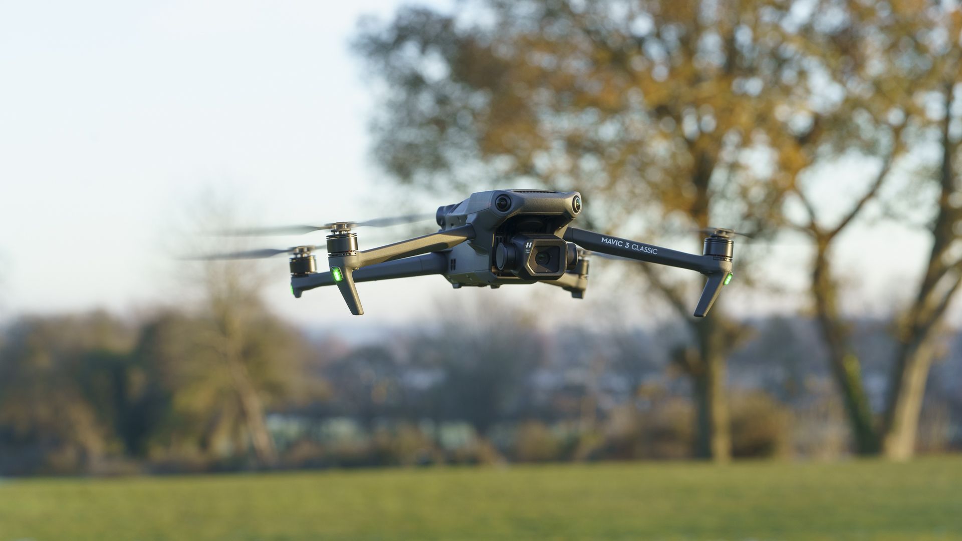 DJI Mavic 3 Classic review: DJI’s best imaging drone is now more ...