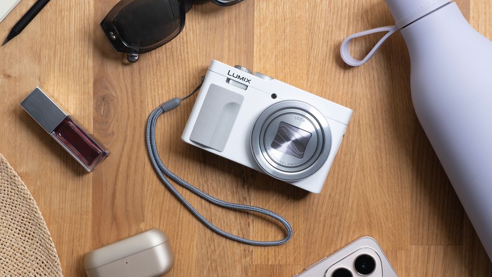 Panasonic launches a new white Lumix compact camera in Europe | Digital ...